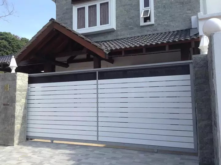 Gate Design | CSA Aluminium Trackless Folding Gate Malaysia