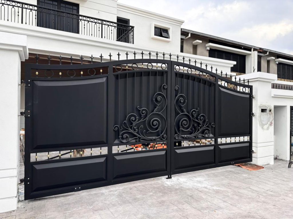 Gate Design | CSA Aluminium Trackless Folding Gate Malaysia